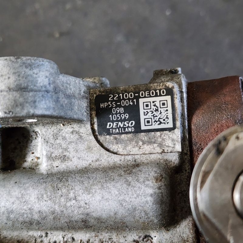 Toyota Hiace Hilux 1GD 2.8 2GD 2.4 high pressure diesel fuel pump USED ...