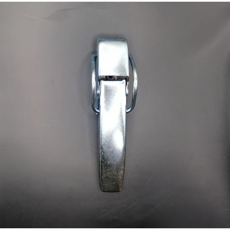 TOYOTA GUN125, GUN126 REAR GATE HANDE(SIDE) | Shopee Malaysia