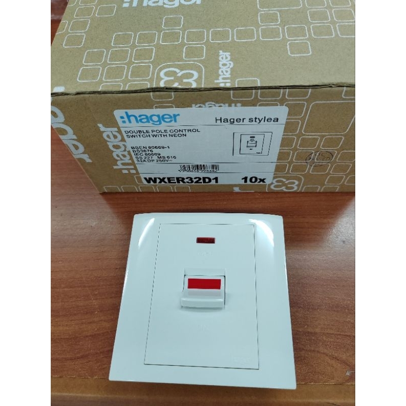 Hager stylea DOUBLE POLE CONTROL SWITCH WITH NEON 32A 250V High power A ...