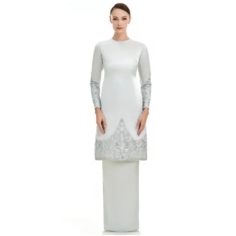Preloved Wanzar Naefelli Kurung with Lace (Colour: Aluminium Grey ...