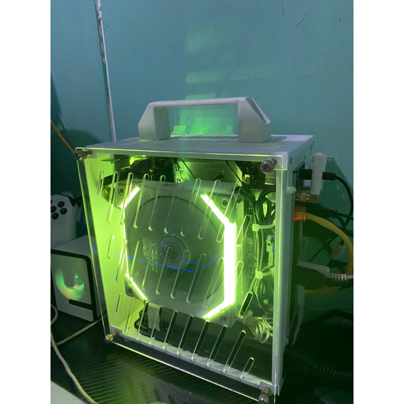 Cute white itx pc, travel itx pc, k39 5liter casing. | Shopee Malaysia