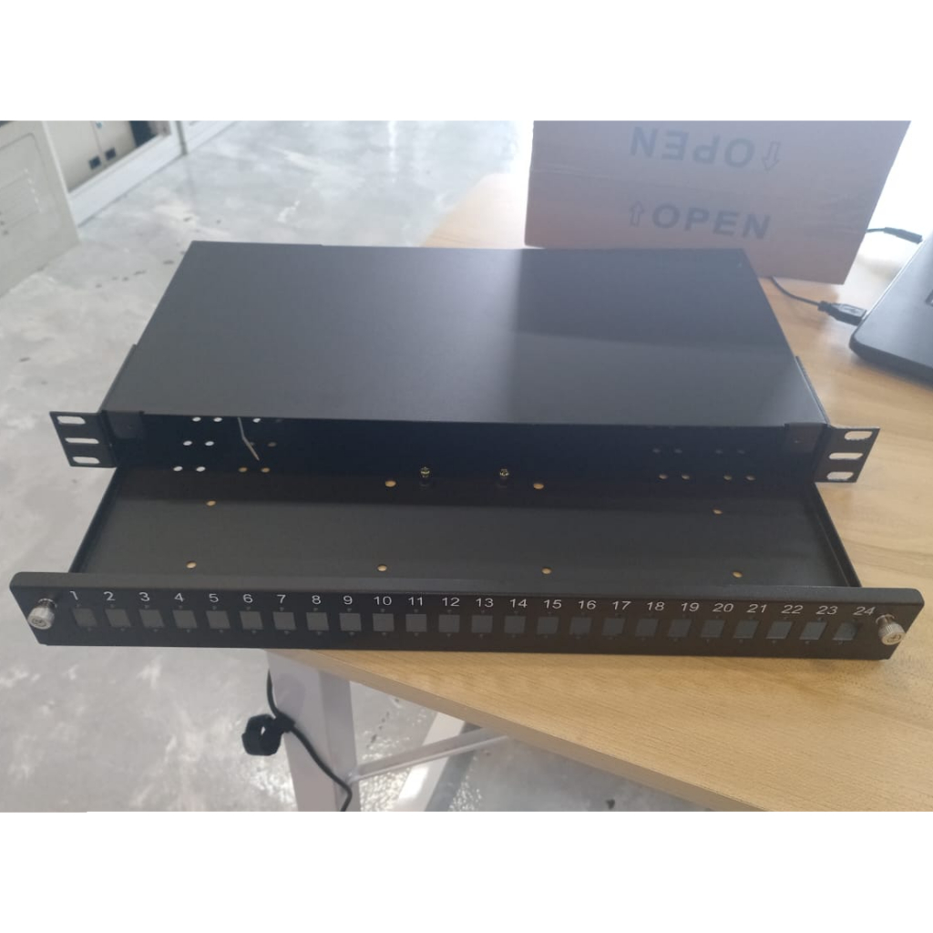 12port & 24port 1U Fiber optic patch panel splicing SC E2000/APC ...