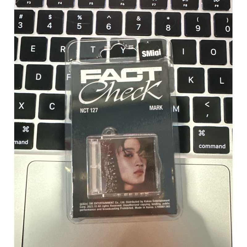 Fact Check SMini (Mark ver) SEALED | Shopee Malaysia