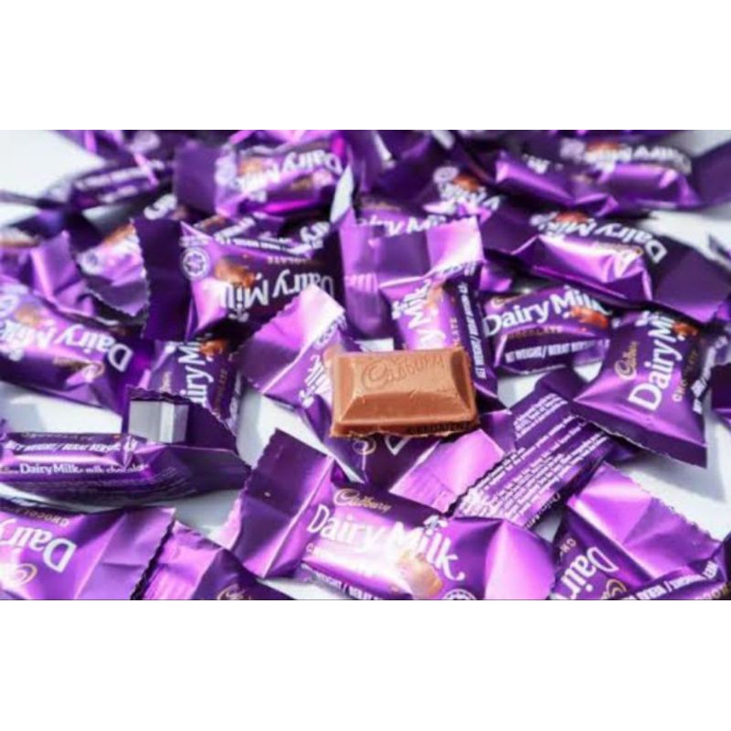 Cadbury Dairy Milk CHOCOLATE Mini Bites Bar 4.5g (1 Piece) | Shopee ...