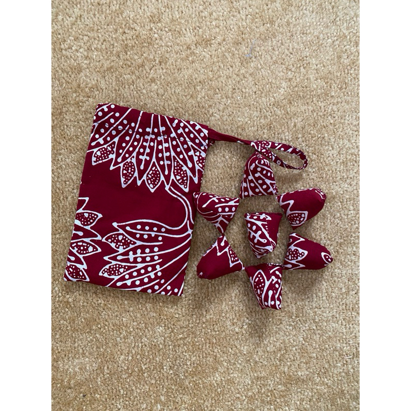 Batu Seremban 7 biji + uncang Batik Handmade / Permainan Tradisional ...