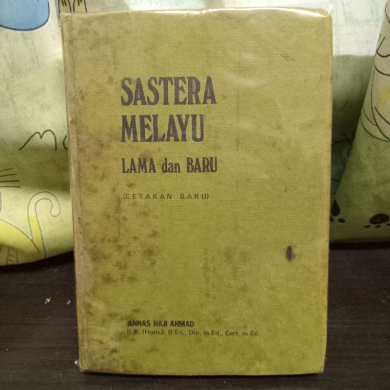 Sastera Melayu Lama dan Baru oleh Annas Haji Ahmad | Shopee Malaysia