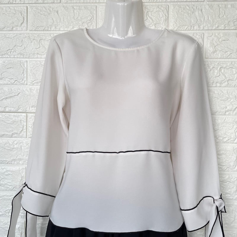 [𝑷𝑹𝑬𝑳𝑶𝑽𝑬𝑫] ZARA Basic Collection White Blouse | Shopee Malaysia