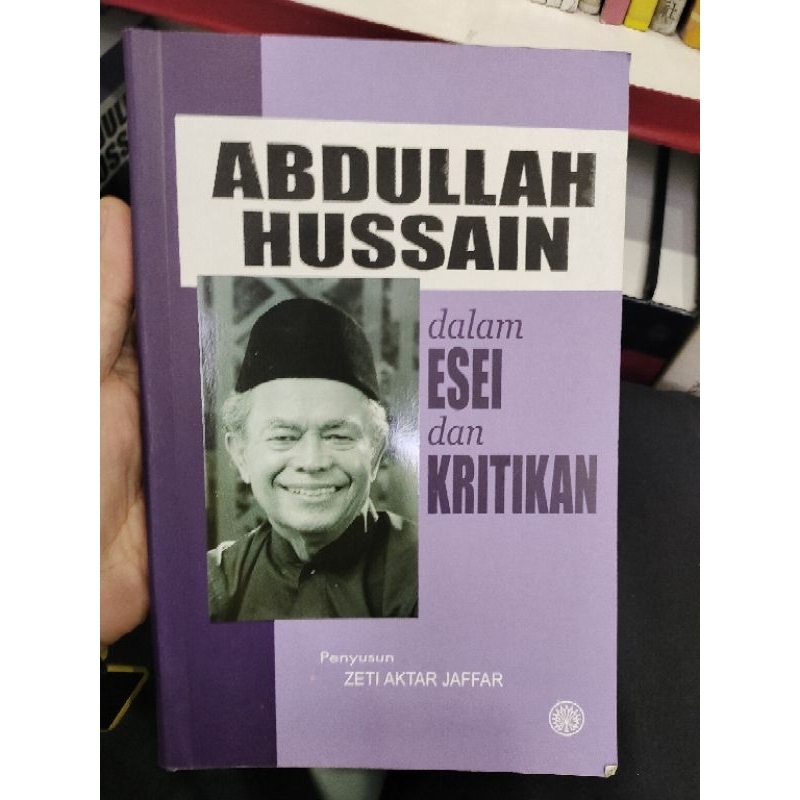 Abdullah Hussain dalam Esei dan Kritikan | Shopee Malaysia