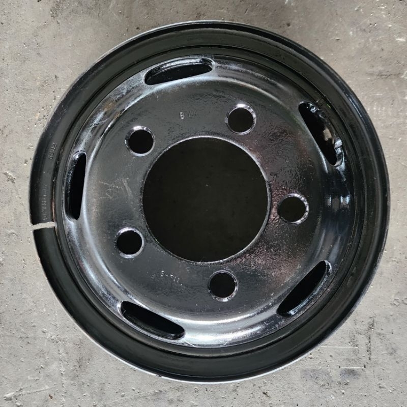 Daihatsu Delta DV99 Nissan UD YU41 steel rim 16 inch | Shopee Malaysia