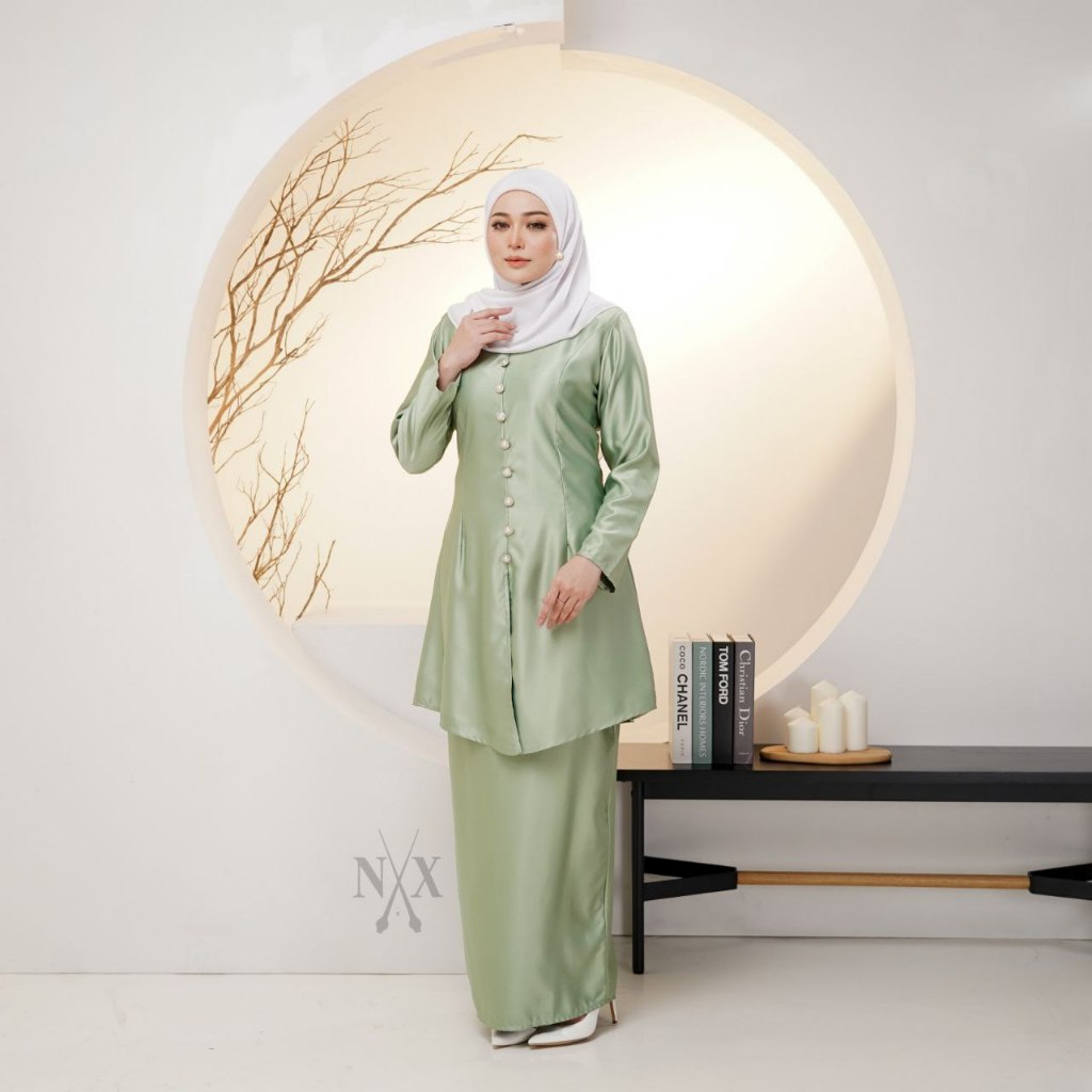Kebaya Moden Dayang Quntom 2024 Raya Edition (Ibu & anak) | Shopee Malaysia