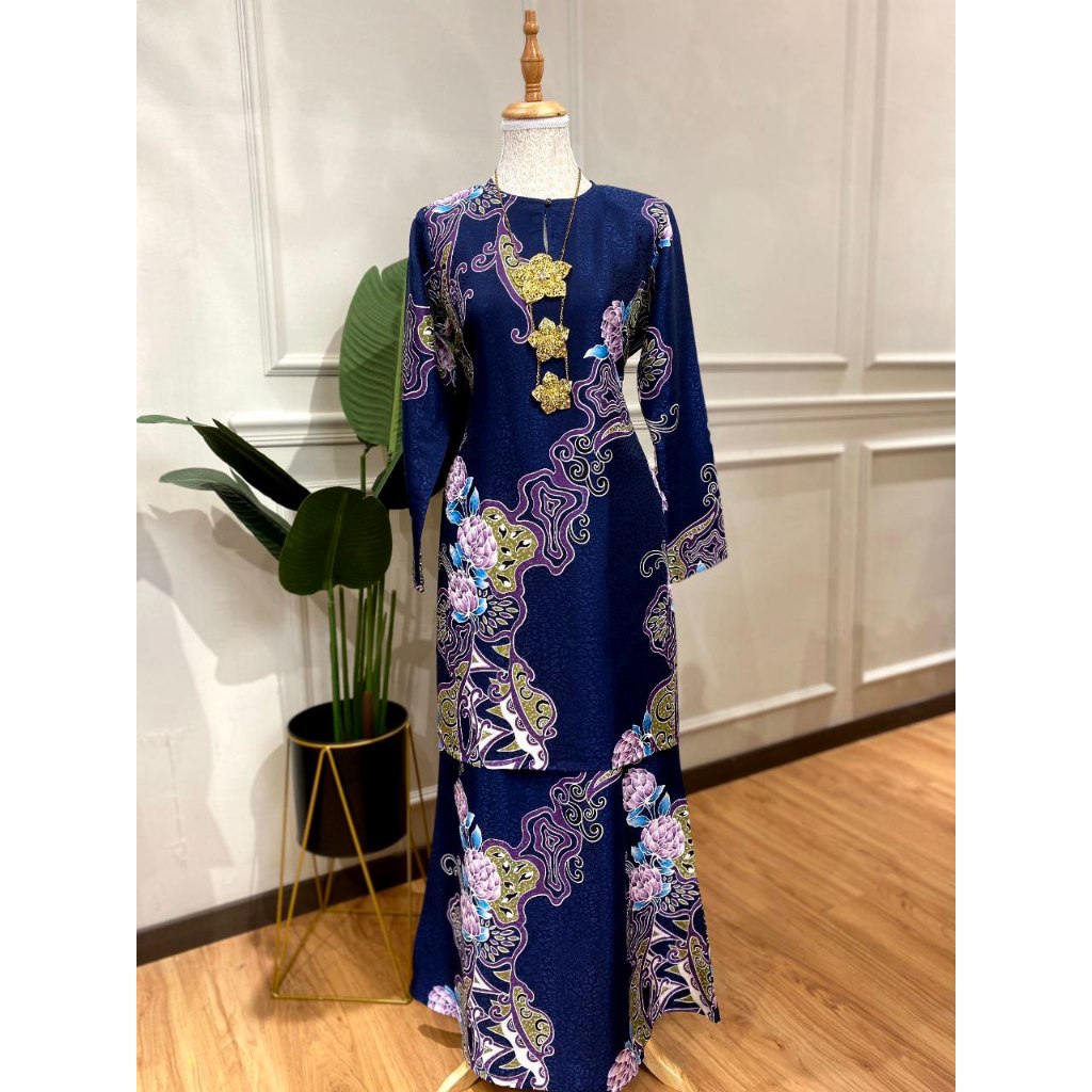 KURUNG MODEN BATIK RAIHANA (BATIK MALAYSIA) - CORAK RANDOM | Shopee ...
