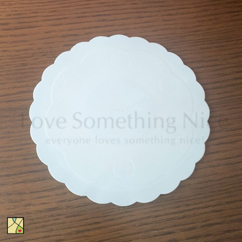 Round Plastic Cake Board/Cake Plate/Papan Kek Plastik 9" | Shopee Malaysia
