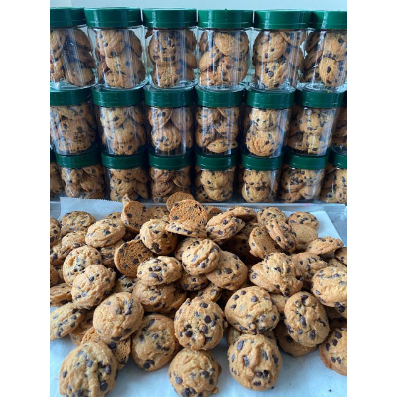 CHOCOLATE CHIP COOKIES/BISKUT RAYA HOMEMADE (16PCS) | Shopee Malaysia
