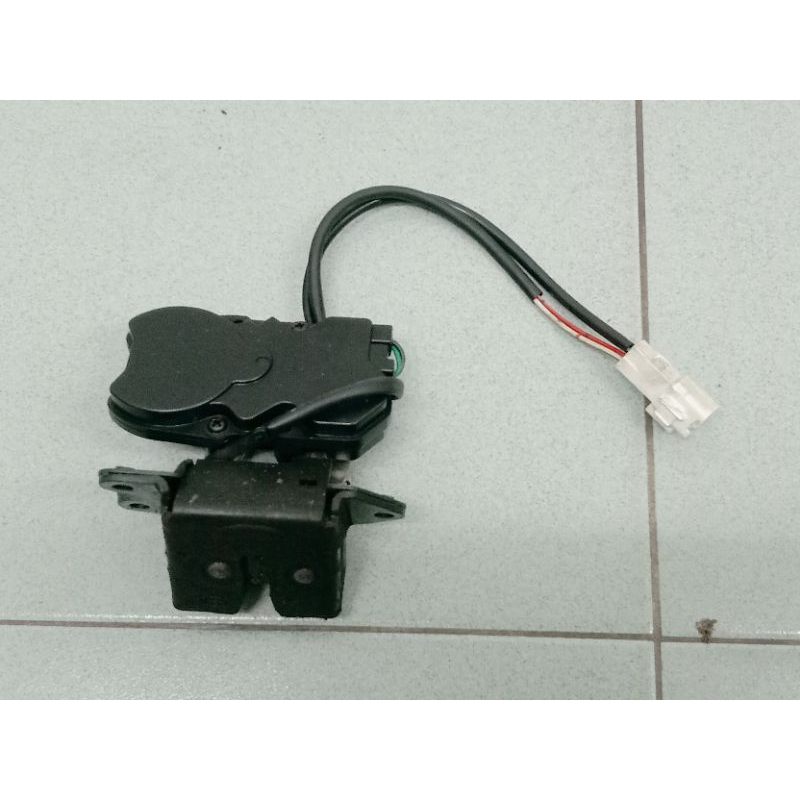 Toyota Caldina GT4 Rear Bonnet Lock | Shopee Malaysia