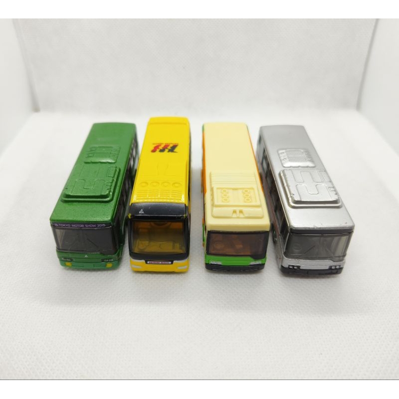tomica bus (4 variant) | Shopee Malaysia