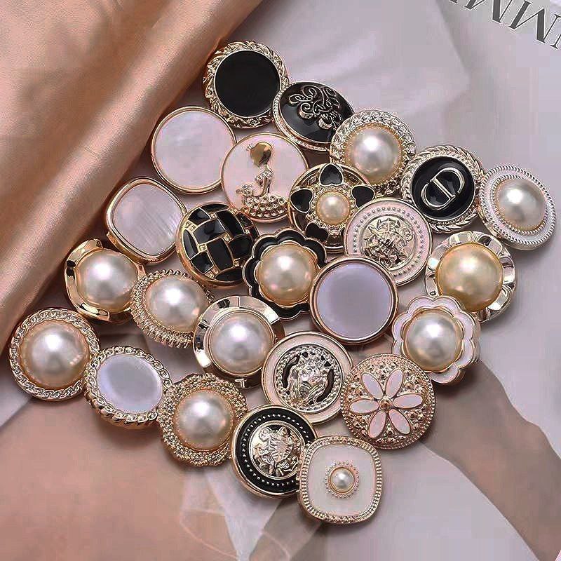 🔥 BUY 8PCS FREE 2PCS | BUTANG TIARA BUTANG BAJU / FASHION BUTTON / BY ...