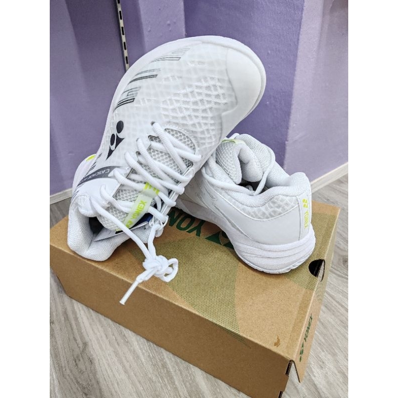 Yonex badminton shoes Cascade Accel white colour | Shopee Malaysia