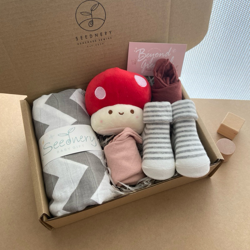 Seednery Newborn Baby Gift Set ｜Newborn Gift Hampers｜Gift box newborn ...