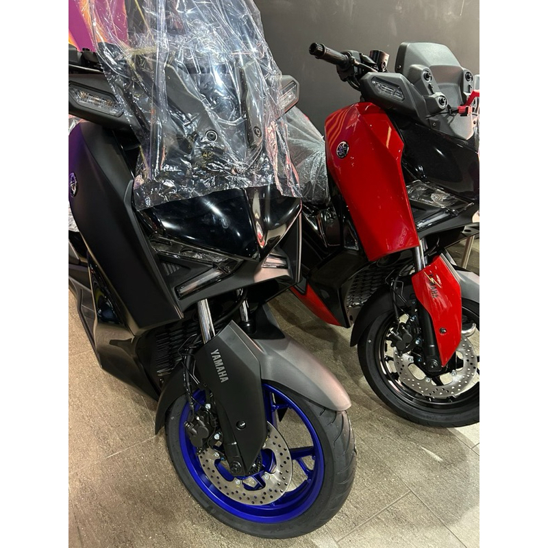 YAMAHA XMAX V2 Brand: YAMAHA Model: XMAX V2 Category: SCOOTER C.C.: 250 ...