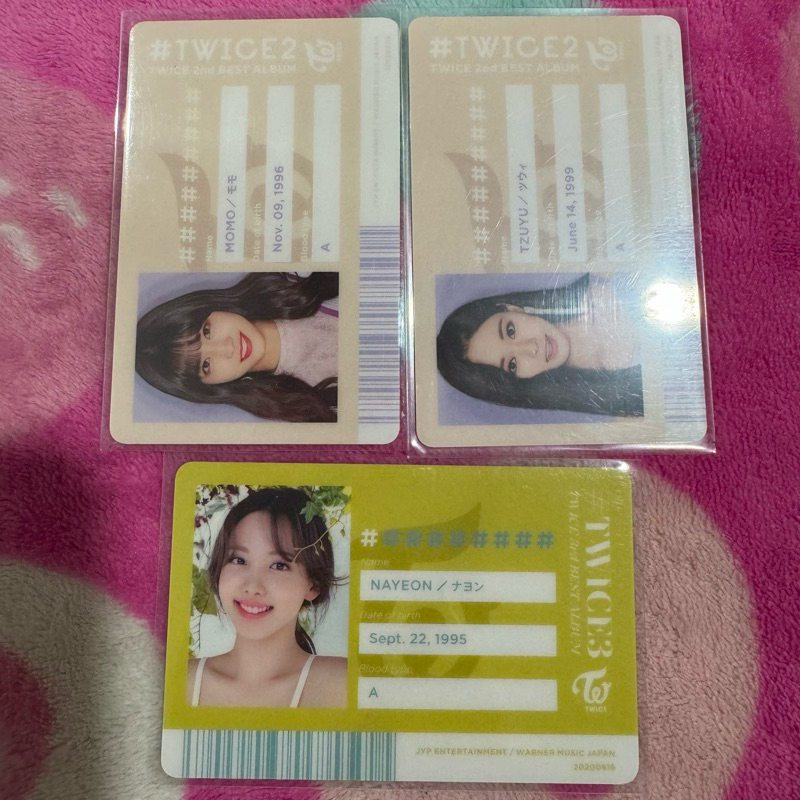 TWICE Japan Official ID Card Momo Tzuyu #TWICE2, Nayeon #TWICE3 ...