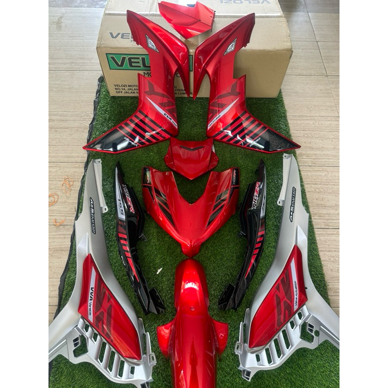 Body coverset Y16 ABS merah purba batman stiker tanam brand velozi ...