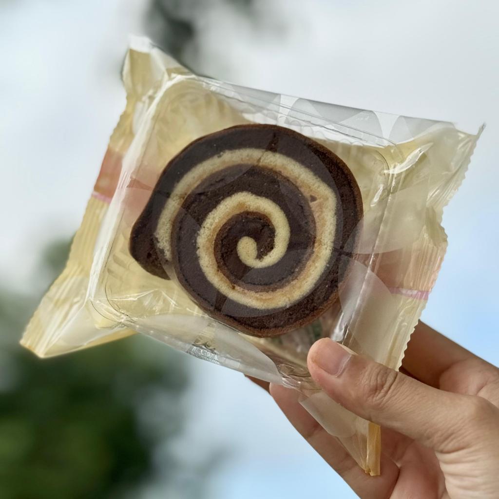 Double Layer Swiss Roll (80g) 双重瑞士卷 | Shopee Malaysia