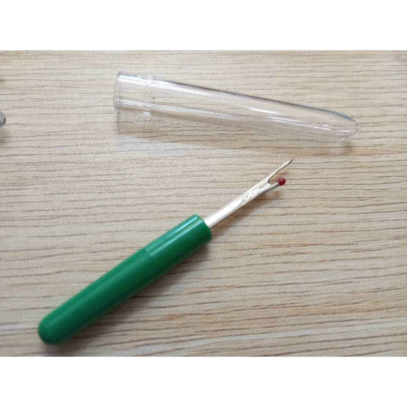 1pcs 💥Seam Ripper/Penetas Benang💥SKC | Shopee Malaysia