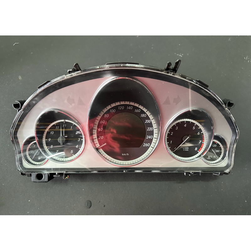 Original Used Mercedes Benz W212 E300 2011 Meter Speedometer White ...