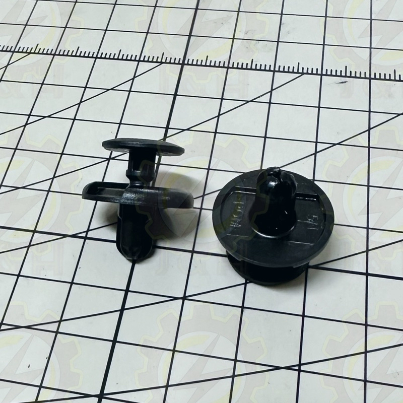 ORIGINAL 90467-07164 TOYOTA CAMRY , ALTIS , VIOS INNER FENDER CLIP ...