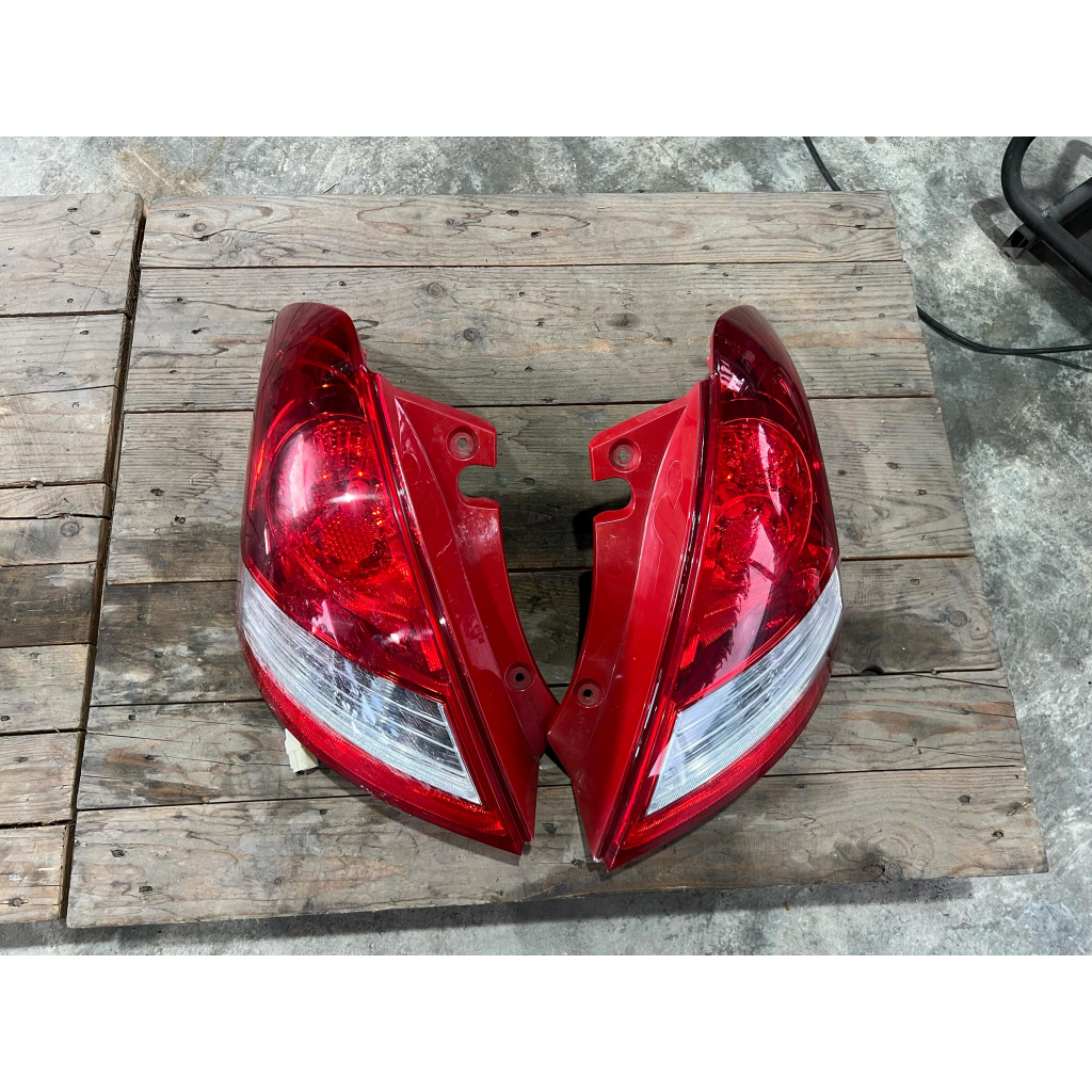 SUZUKI SWIFT SPORT ZC32S (ORIGINAL) REAR TAIL LAMP | Shopee Malaysia