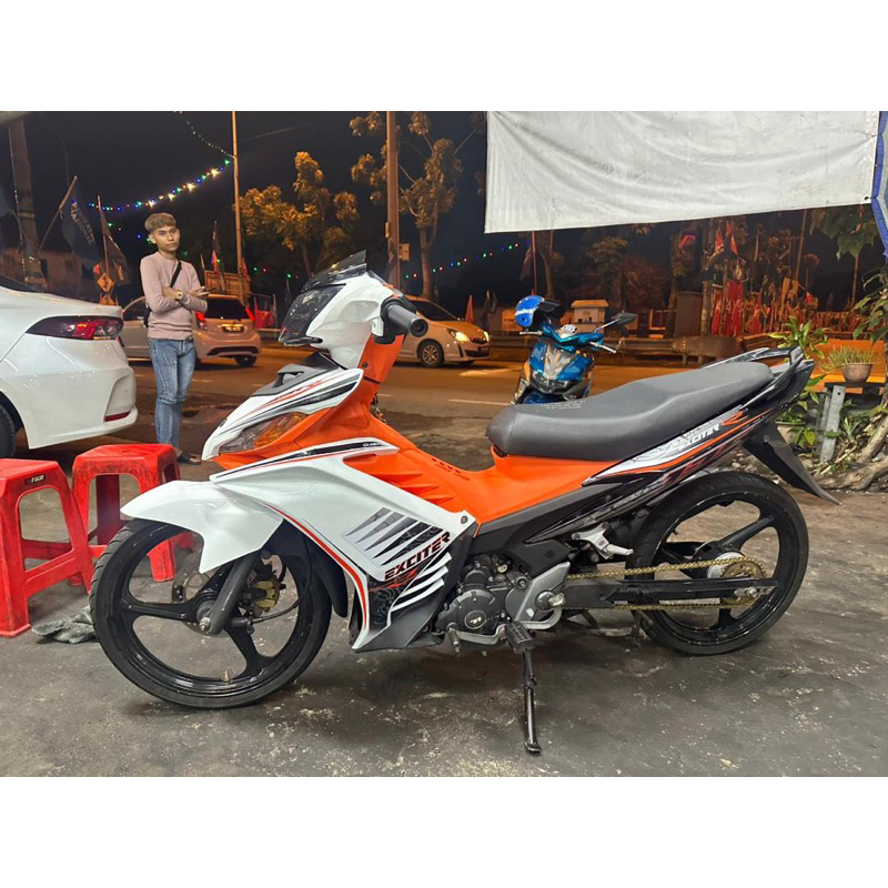 Cover Set Lc135 V1-V7 Exciter 135 Cover White Black | Shopee Malaysia