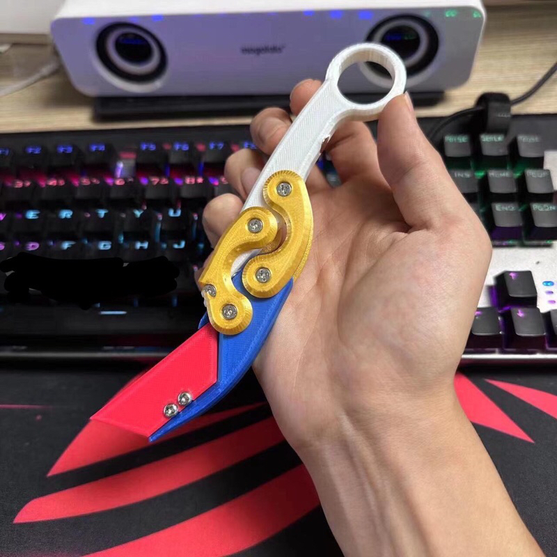 3D gravity claw knife, straight jumping folding, magnetic suction, cool ...