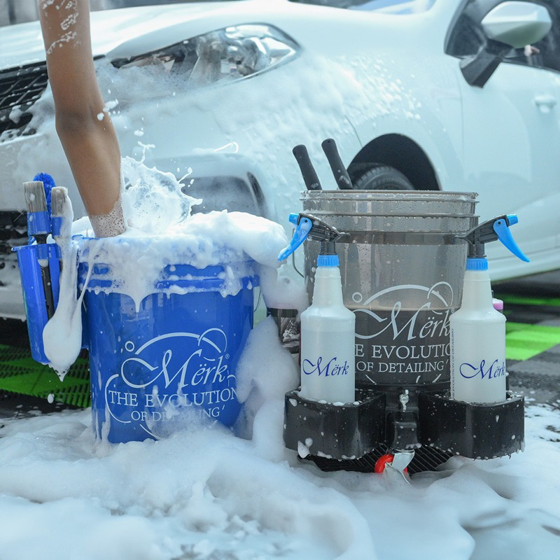 Merk transparent washing bucket / tong Cuci kereta / bucket dolly ...