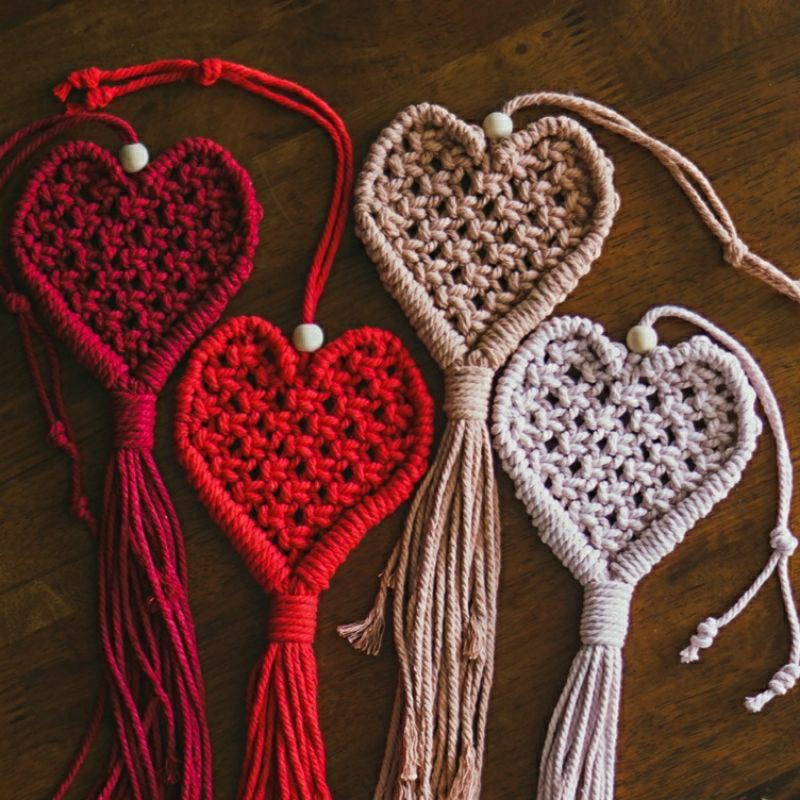 "Be My Valentine" Handmade Macrame Love Heart Shape wall hanging for small spaces| Hiasan ...