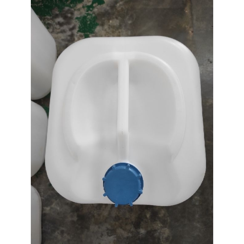 Tong Air Terpakai 35 liter. Food Grade. Bersih dan Selamat. | Shopee ...