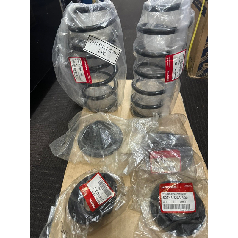 HONDA CIVIC FD1,FD2 REAR COIL SPRING RUBBER & COIL SPRING ORIGINAL ...