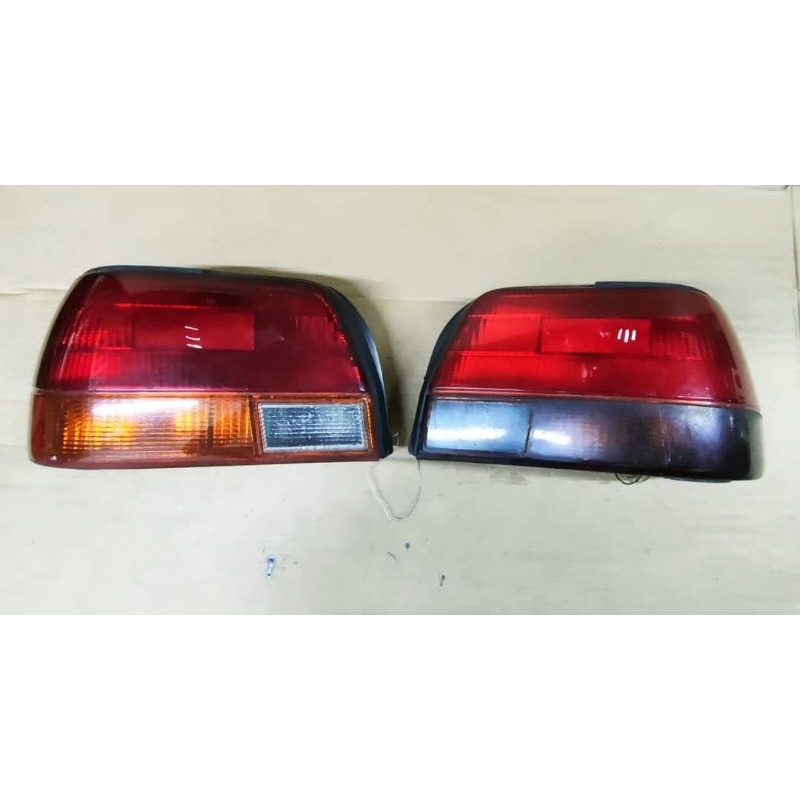 Toyota ae111 tail lamp corolla seg ae111 lampu belakang toyota corolla ...