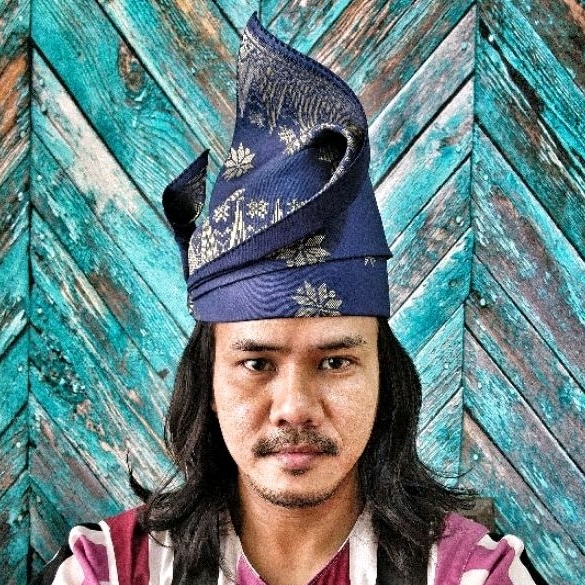 [HIGH QUALITY] TANJAK GUBAHAN BARU (SONGKET BIRU BUNGA EMAS) | Shopee ...