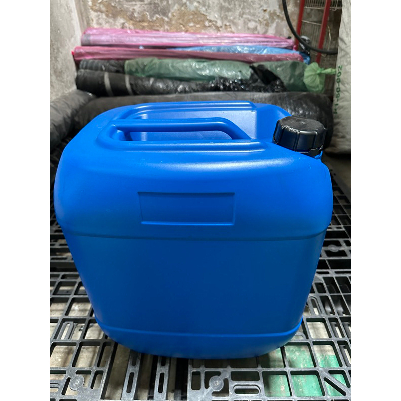 [USED] 25L 25 Liter Jerry Can, Plastic Bottle, HDPE Container, Water Tank, Tong Air Drum, Bekas ...