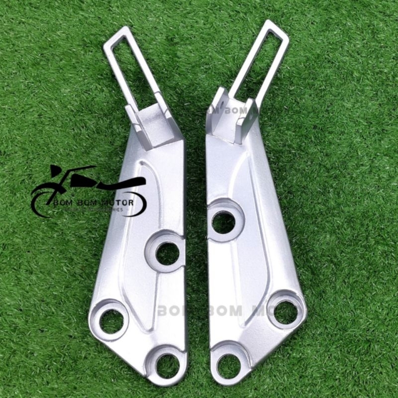 E-BONUS WAVE100 EX5 CLASS REAR FOOTREST BRACKET (LH / RH) | Shopee Malaysia