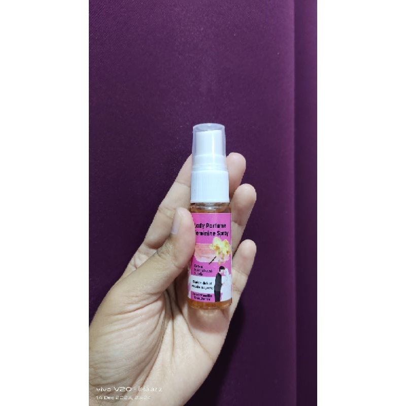 LP SPRAY VANILA STRAWBERRY | Shopee Malaysia