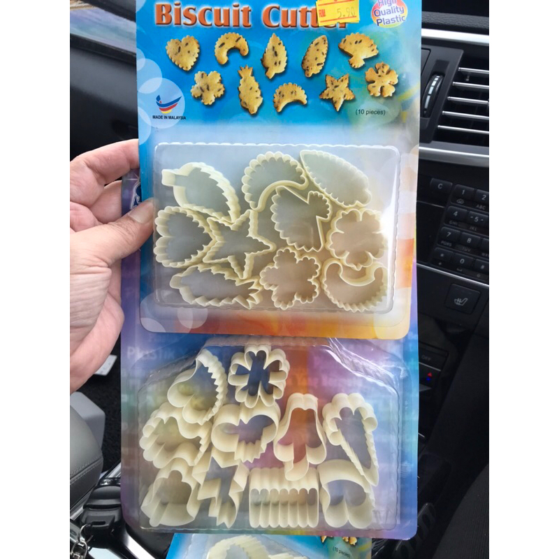 ACUAN BISKUT PLASTIK 10 BENTUK UTK RAYA | Shopee Malaysia