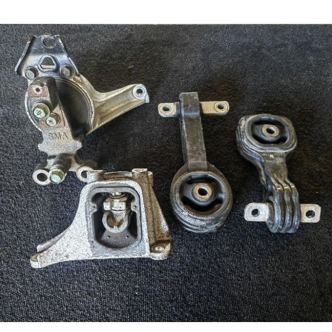 HONDA STREAM RN6 ENGINE MOUNTING RN8 ENGINE MOUNTING RN6 MOUNTING USED ...