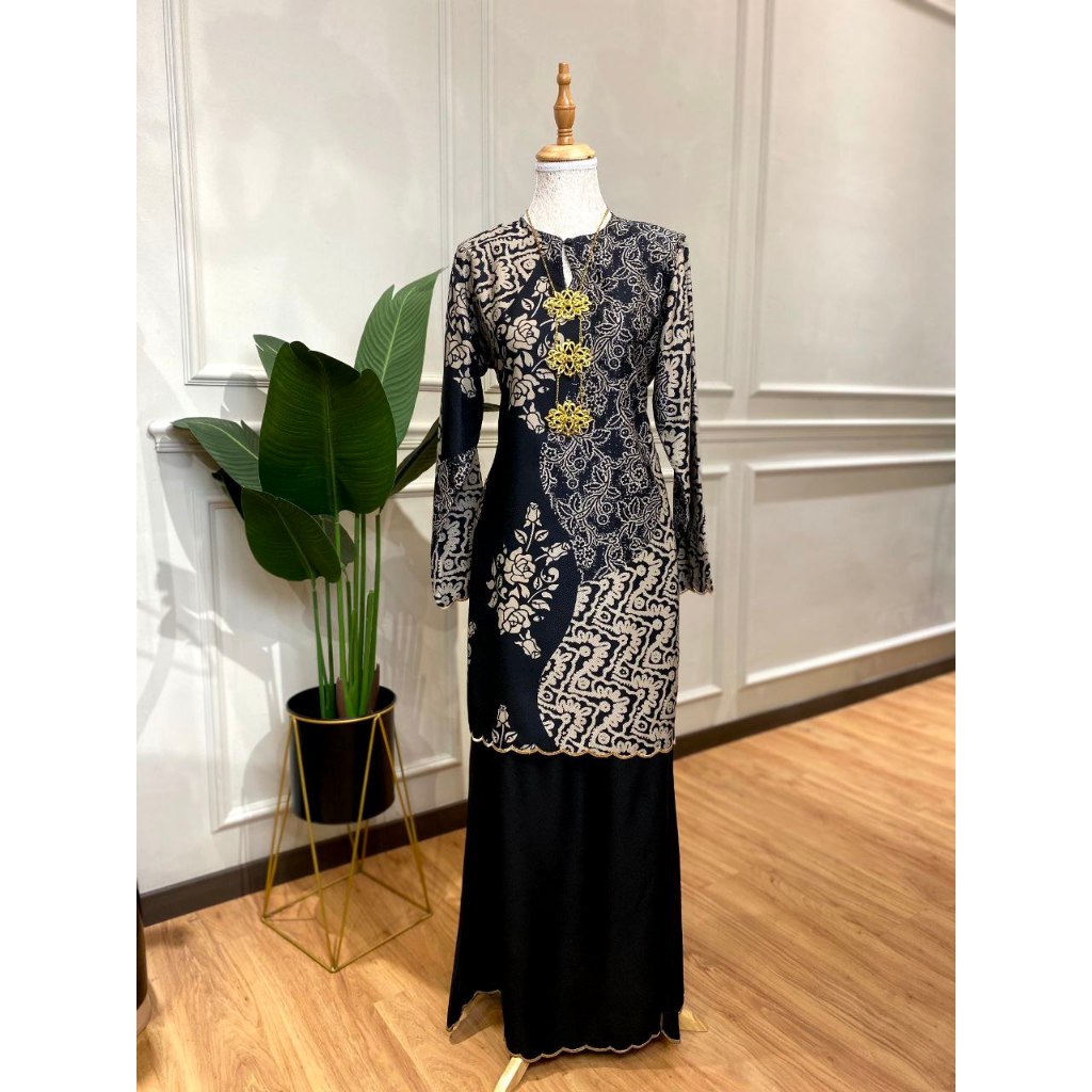 KURUNG MODEN HAYFA (EDISI RAYA 2024) - CORAK RANDOM | Shopee Malaysia