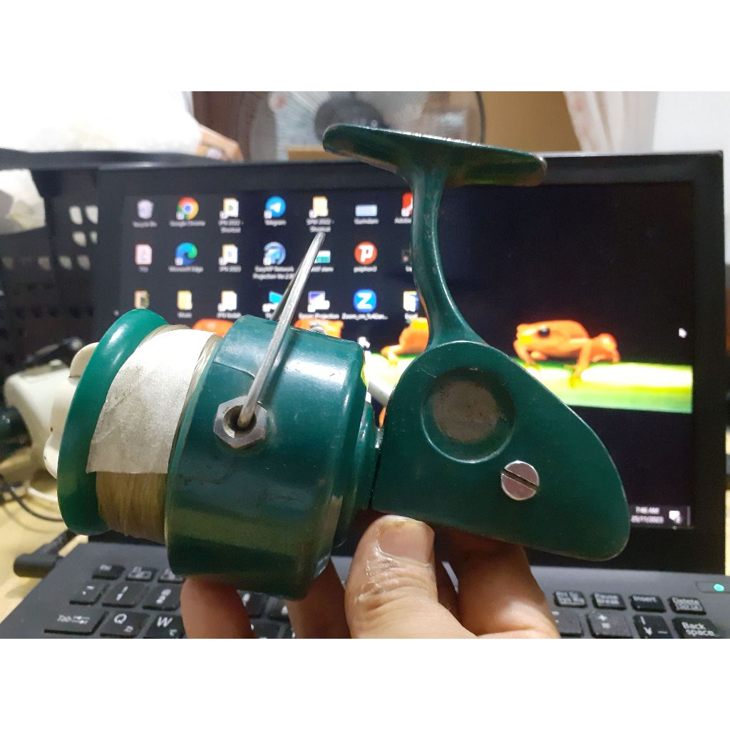 USA Made Penn Spinfisher 711 Greenie Fishing Reel Kayuh Kanan | Shopee ...