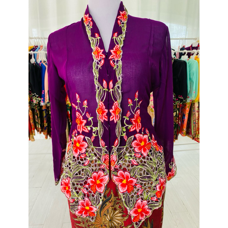 KEBAYA NYONYA MELAKA RAYA 2024 - M | Shopee Malaysia