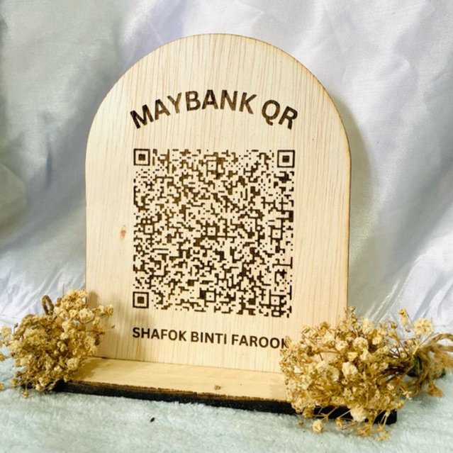 QR CODE MAYBANK CURVE SHAPE WOOD ENGRAVING WITH STAND | Shopee Malaysia