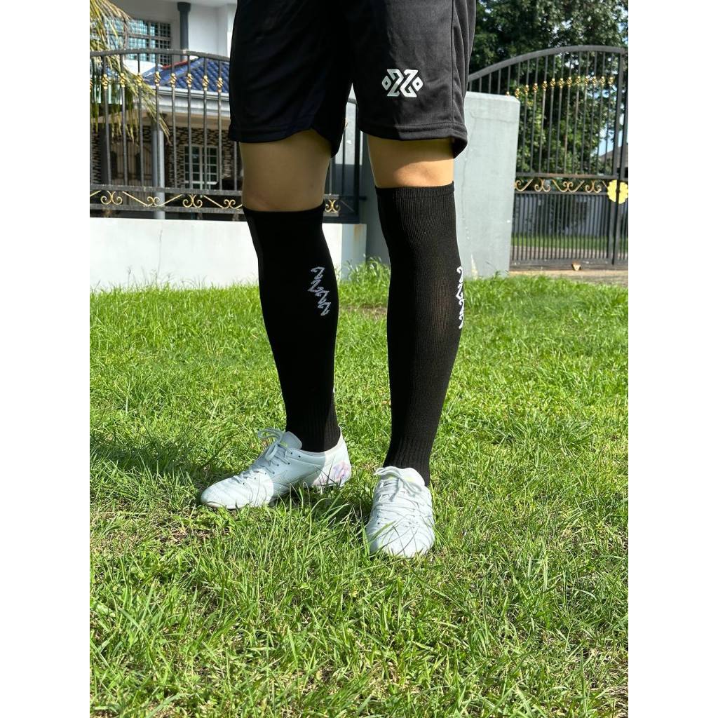 Stokin Bola DUO Bola Collection - OVER CALF SOCKS [stokin bola kualiti ...