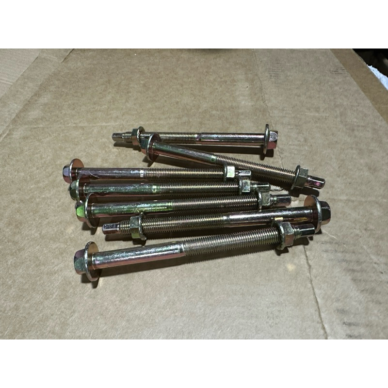 Bolt and nut body bush Isuzu Invader | Shopee Malaysia