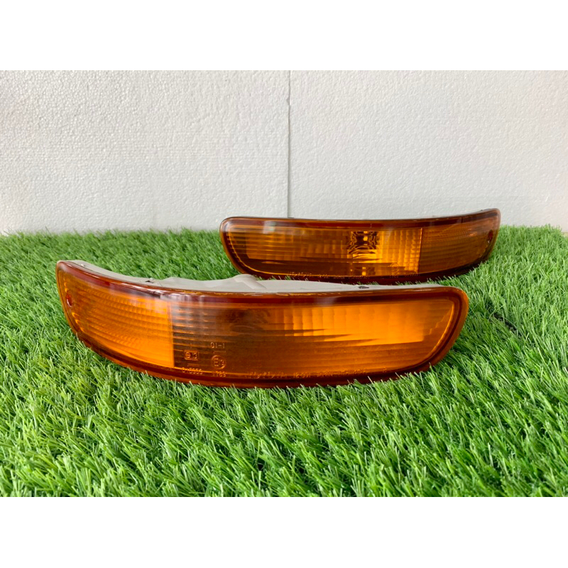TOYOTA COROLLA SEG EE100 AE100 AE101 FX BUMPER SIGNAL LAMP ORIGINAL ...